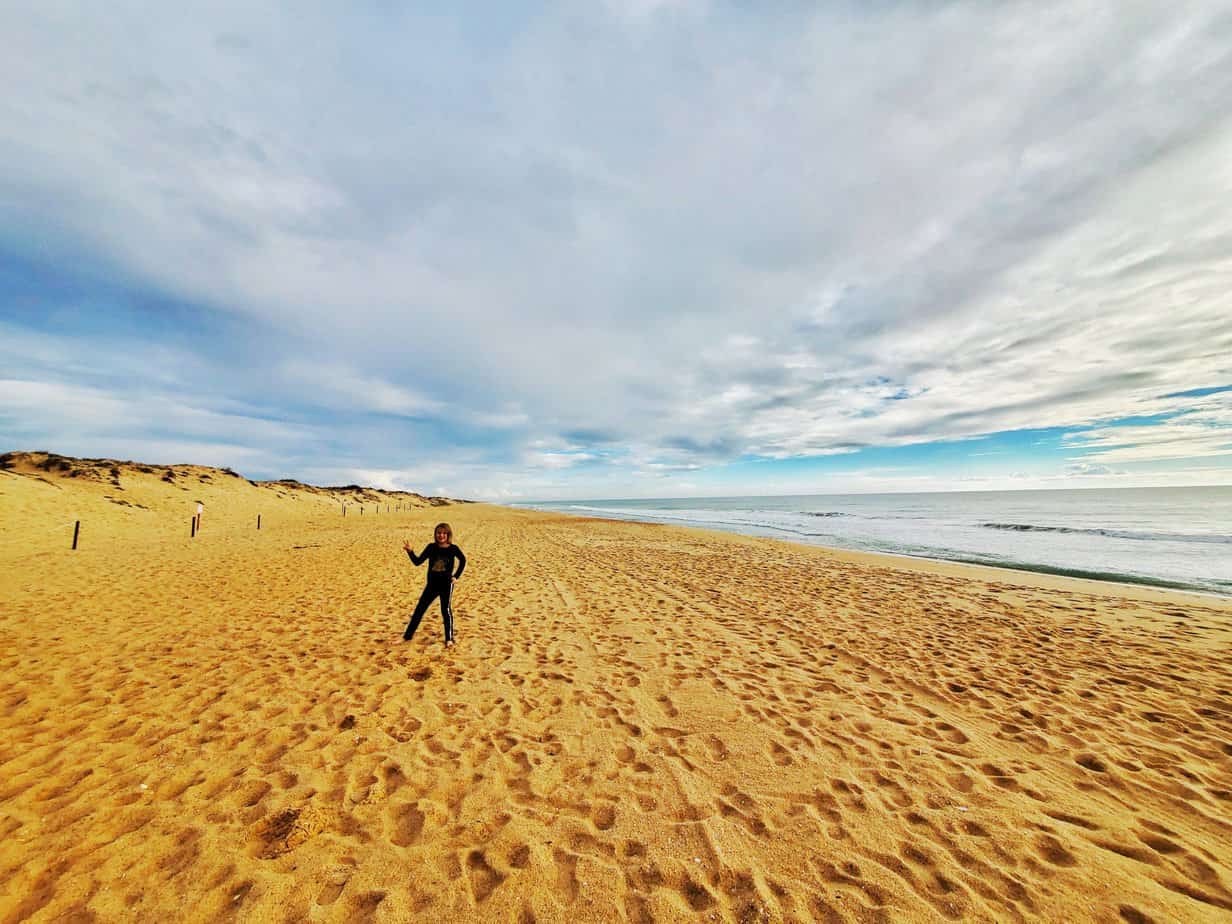 Your expert guide: how to get to the beach from Seville